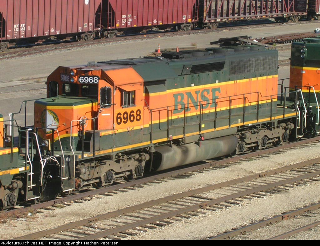 BNSF 6968